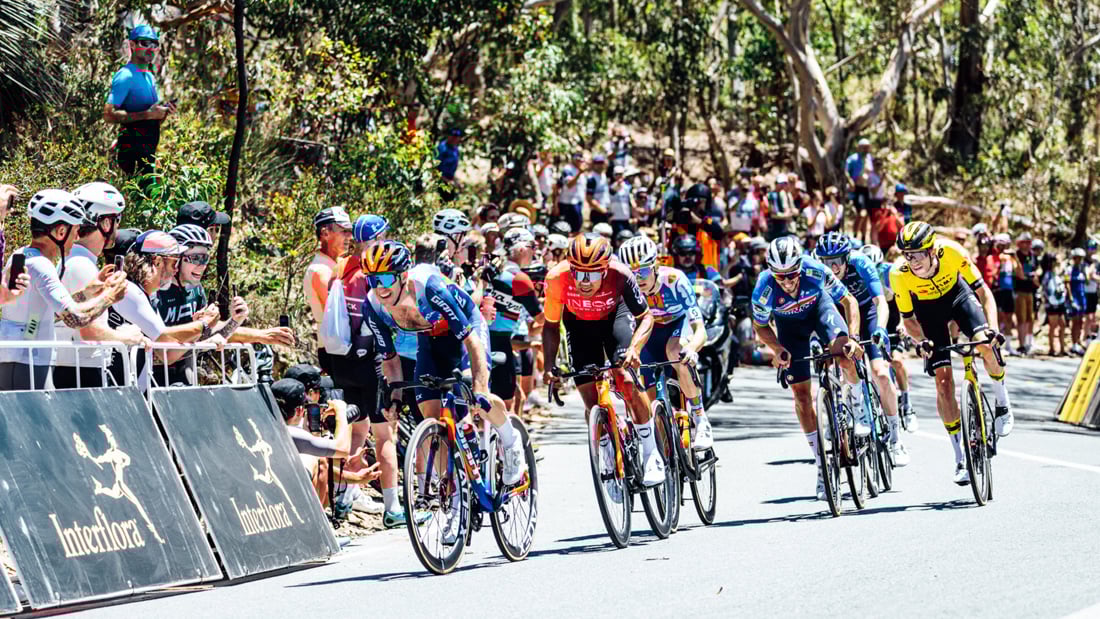 Spectator Travel Guide: THINK! Road Safety Men's Stage 5 | Santos...