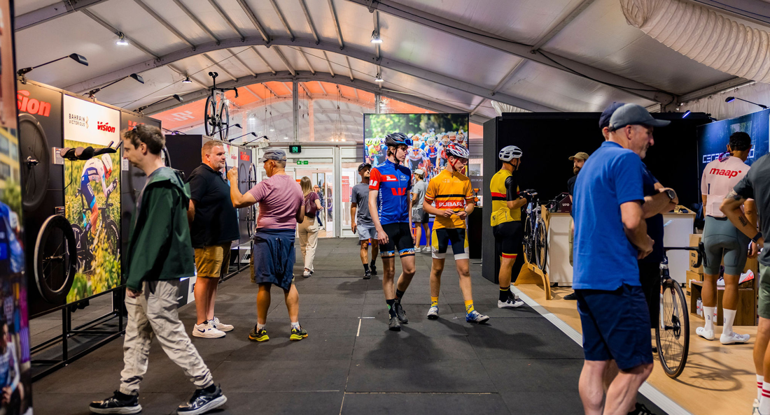 Bike Expo: Uno-X Mobility team appearance | Santos Tour Down Unde...